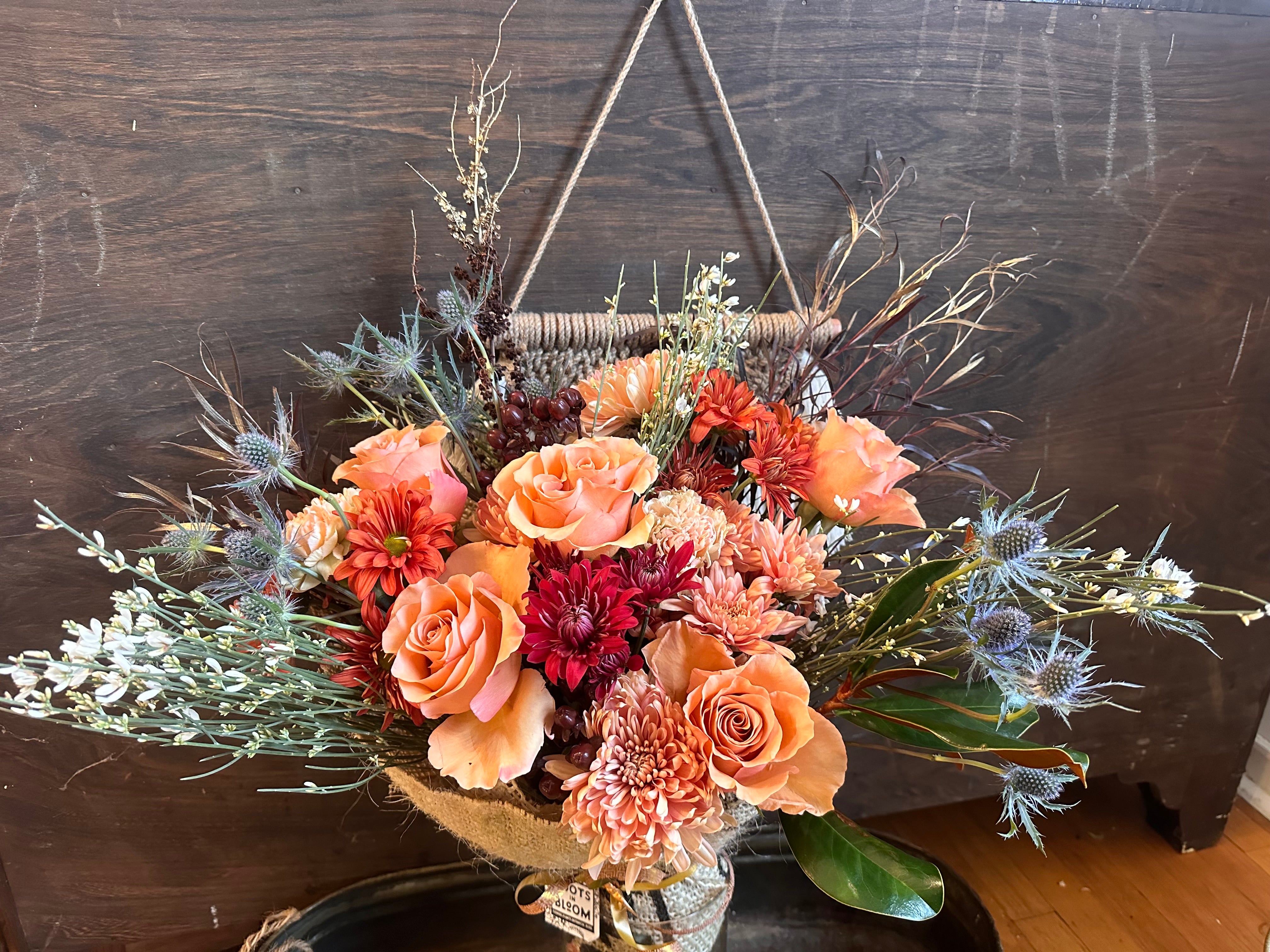 Premium Signature bouquet | Roots In Bloom